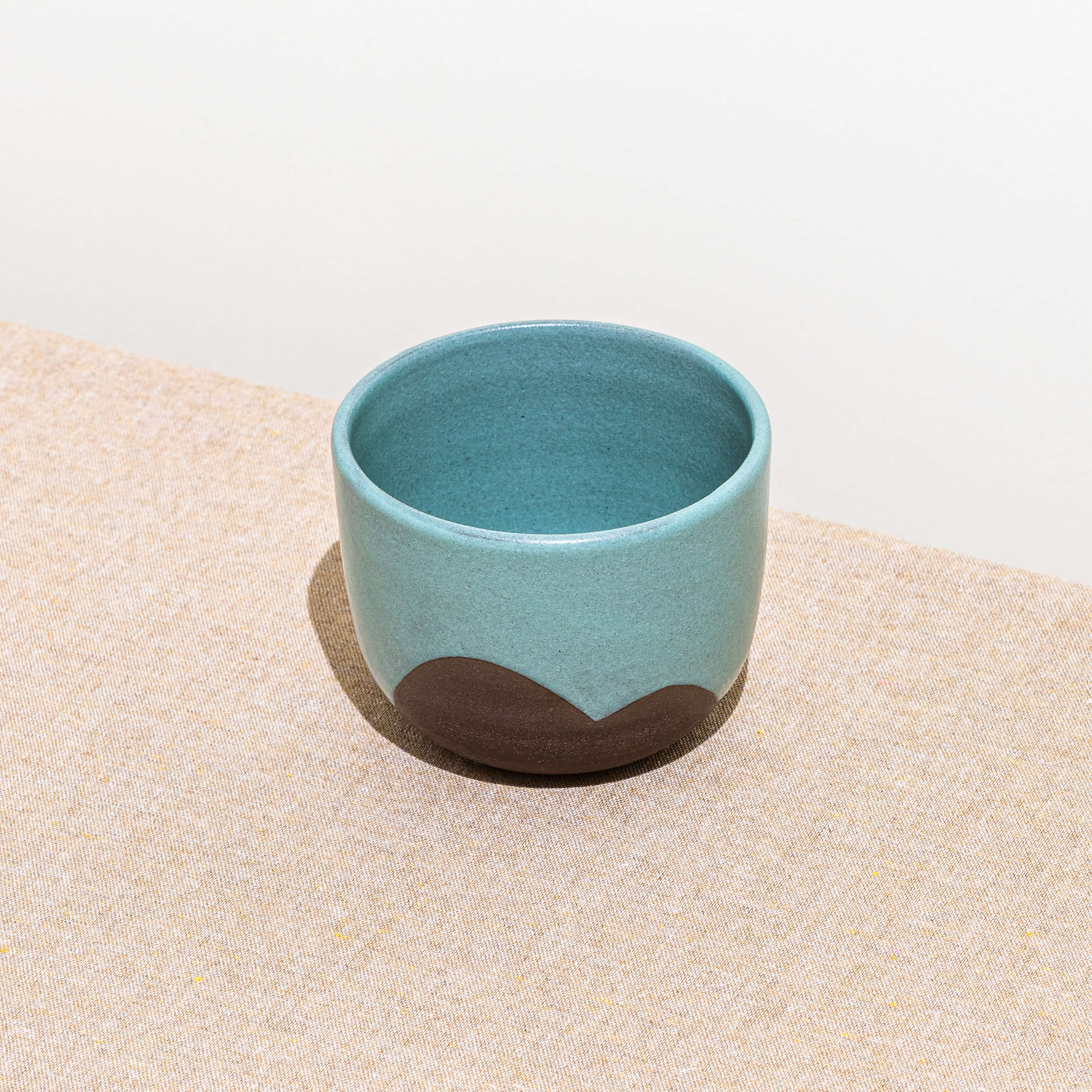 Tasse en céramique faite à la main par Roxane Charest Céramique (forma ...